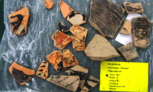 2. Studying Archaeology: field work finds – ArchaeoArtist